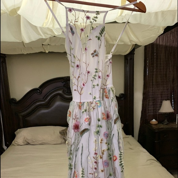 fashion wild cat | Dresses | Beautiful Dress With Seethrough Overlay ...